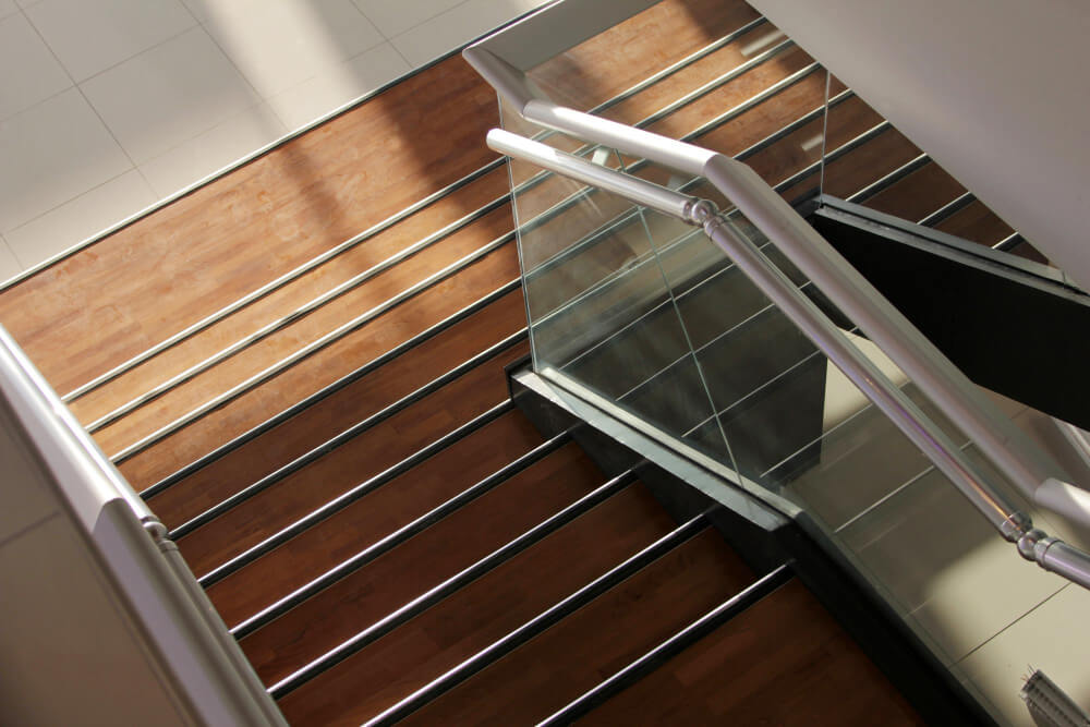 6 Rekomendasi Tangga Minimalis Untuk Rumahmu